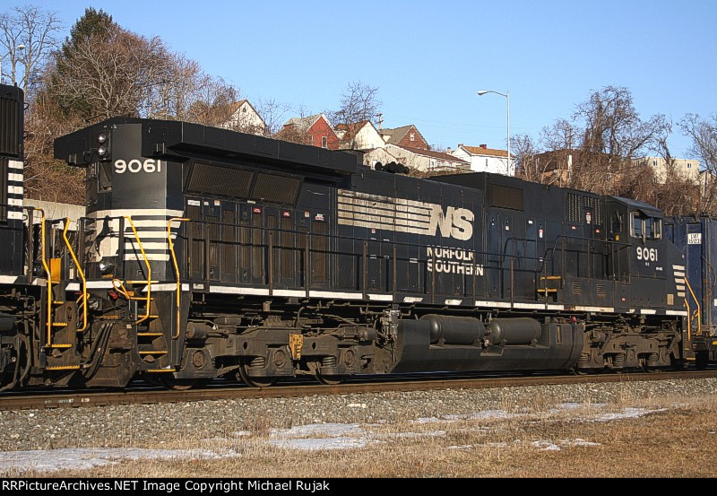 NS 9061